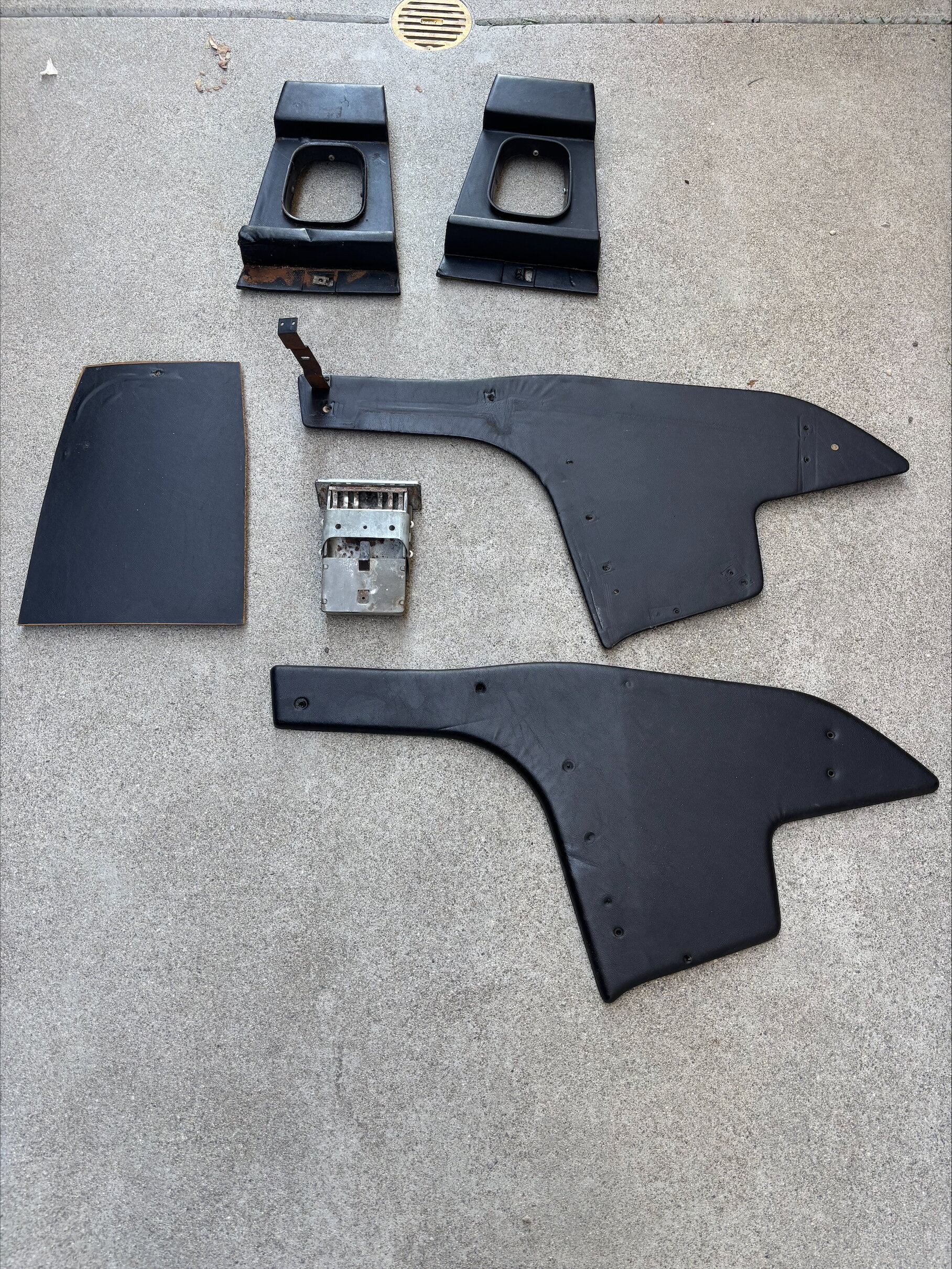 Center Console, Under Dash Panels, and Grills - Miscellaneous - 2002FAQ