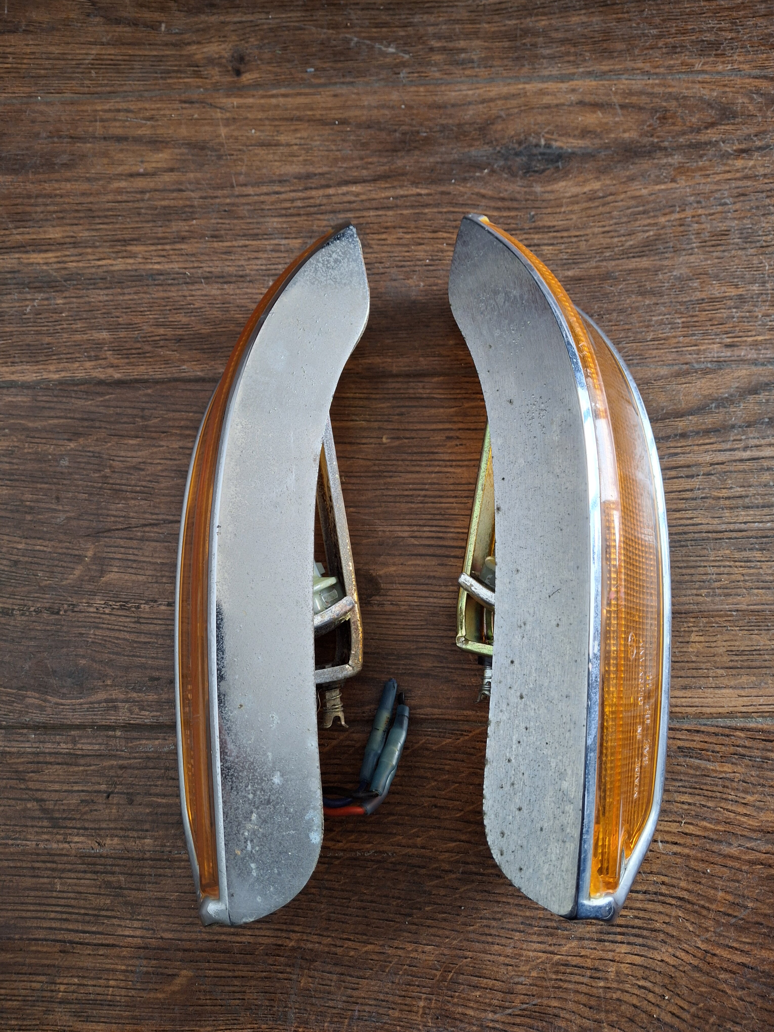 Beautiful set of European turn signals & Header |﻿ Miscellaneous