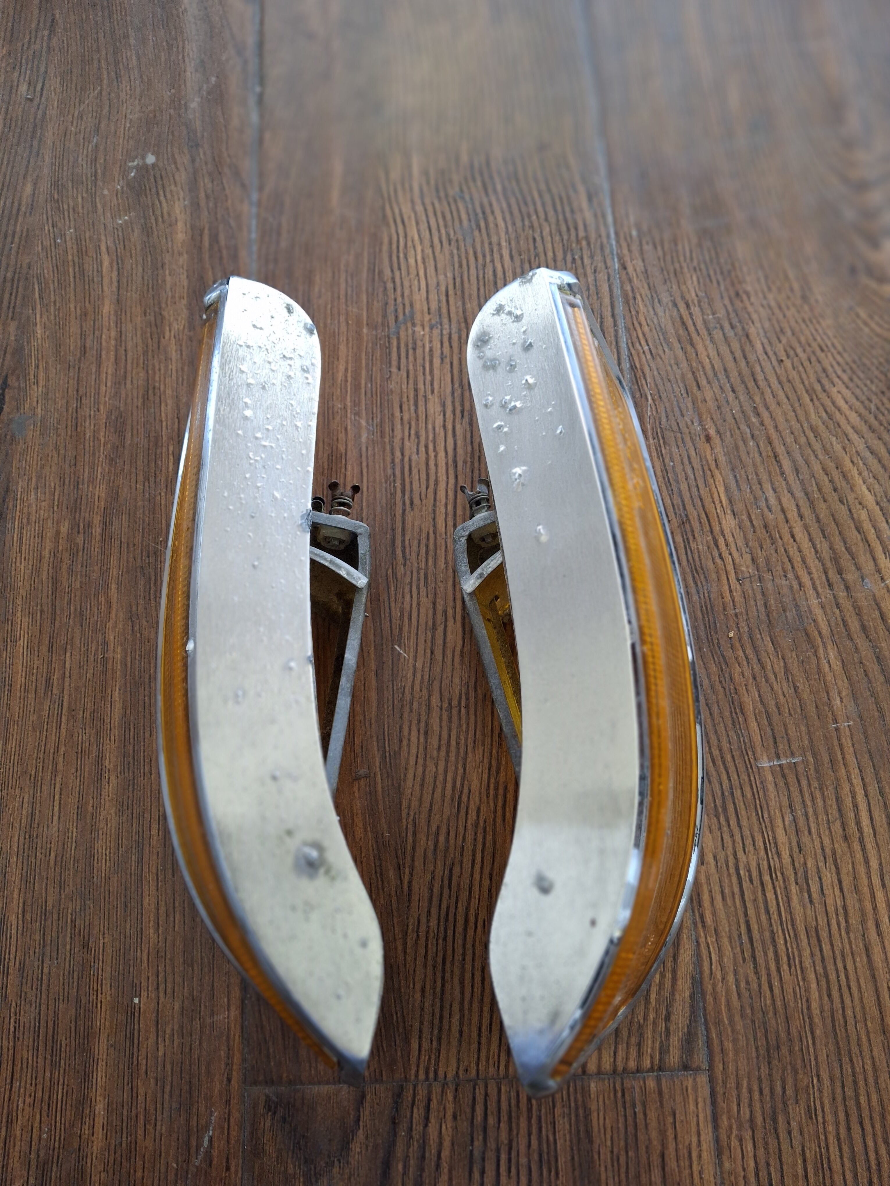 Early center grille, European turn signals - Miscellaneous - 2002FAQ