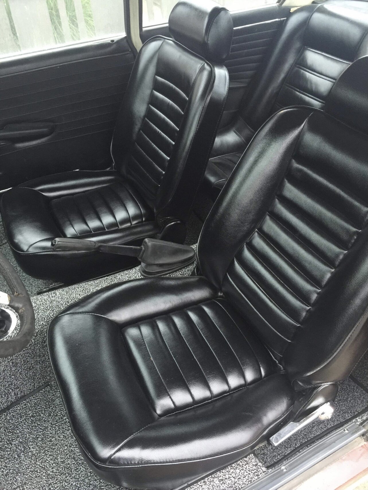 Black Seats Jaguar XJS |﻿ Body and Interior