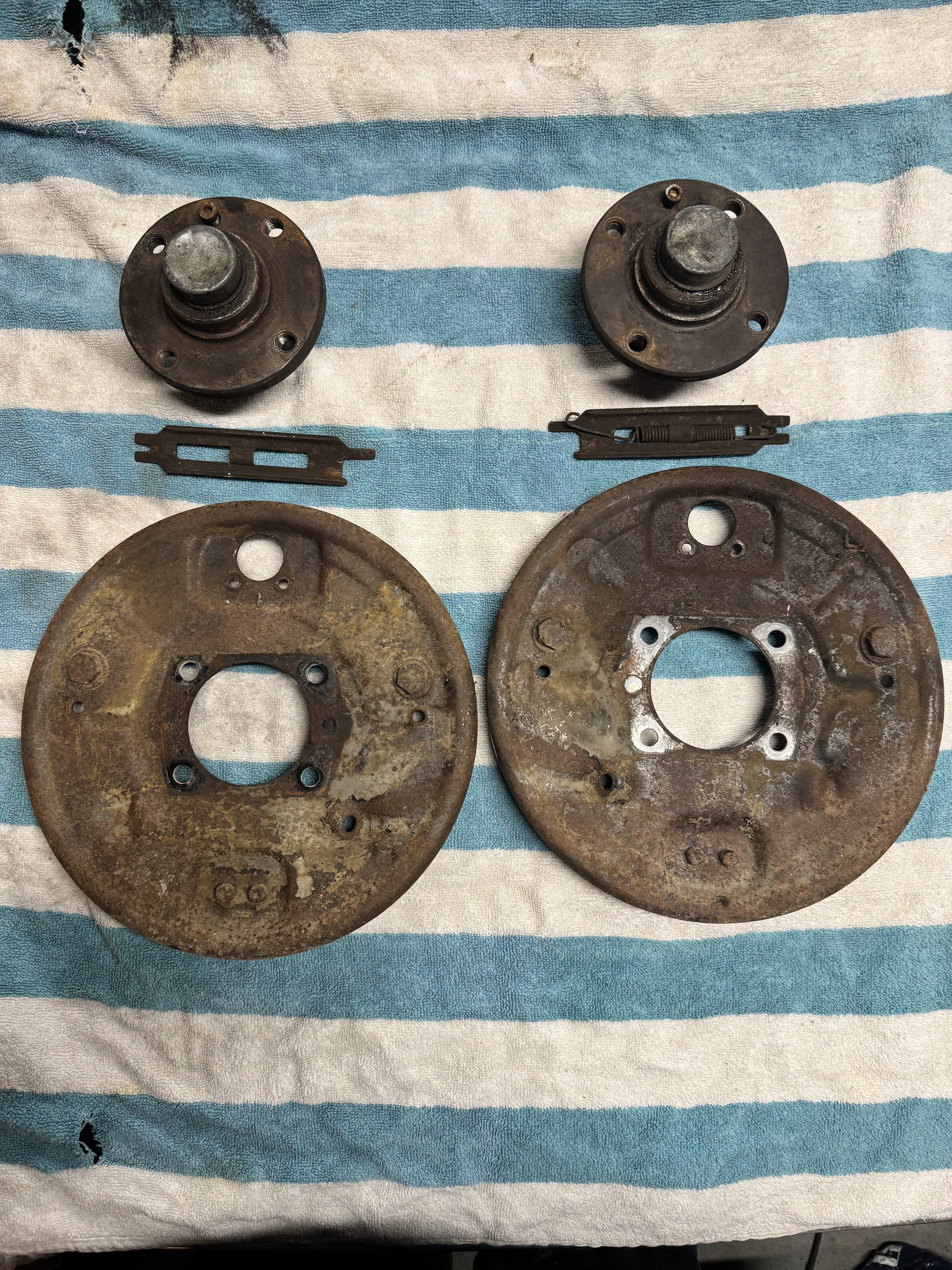 Big Brake Starter Kit 250mm 320i Backing Plates 320i Hubs - Brakes ...