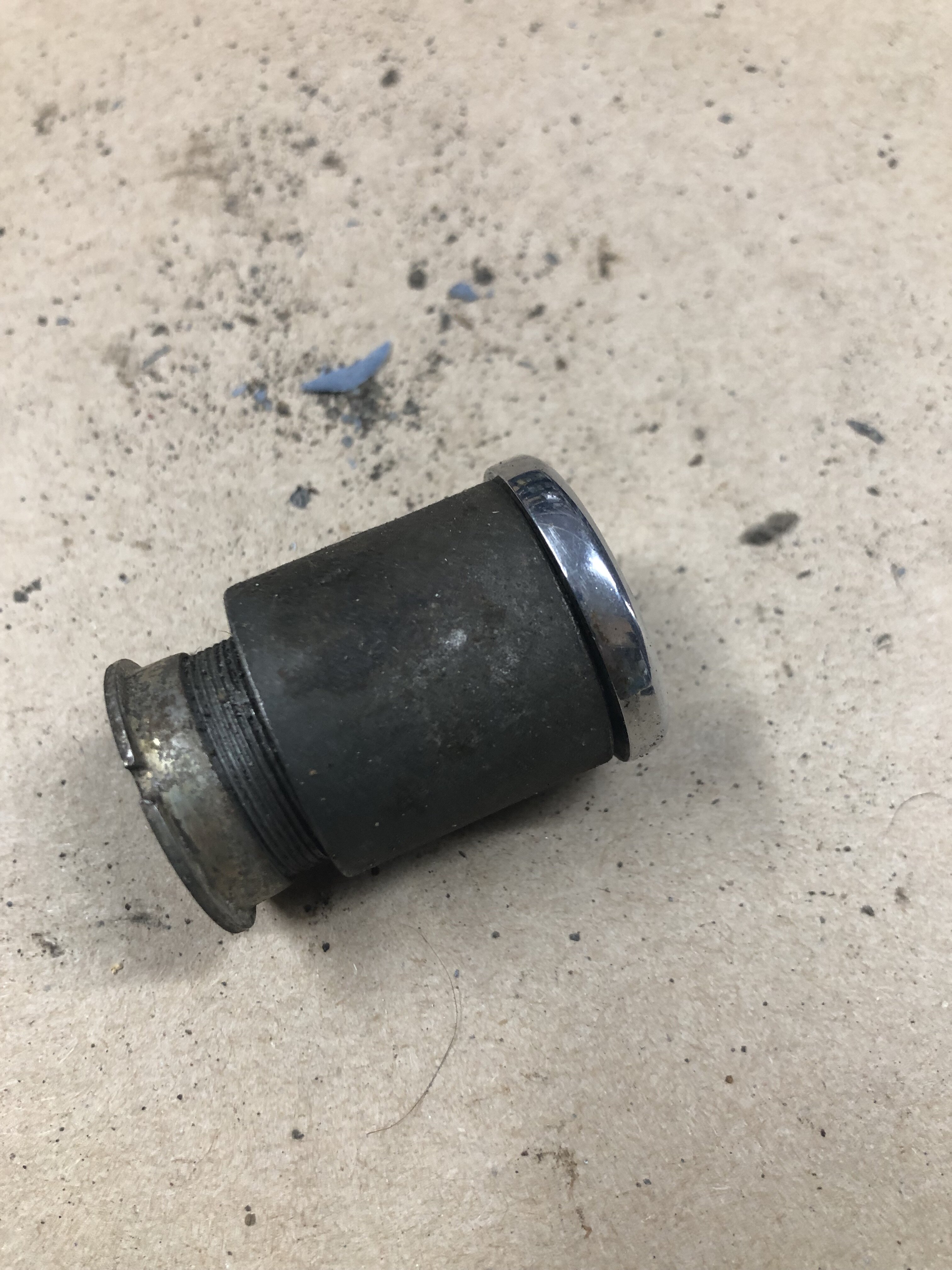 Trunk lock chrome ring - Body and Interior - 2002FAQ