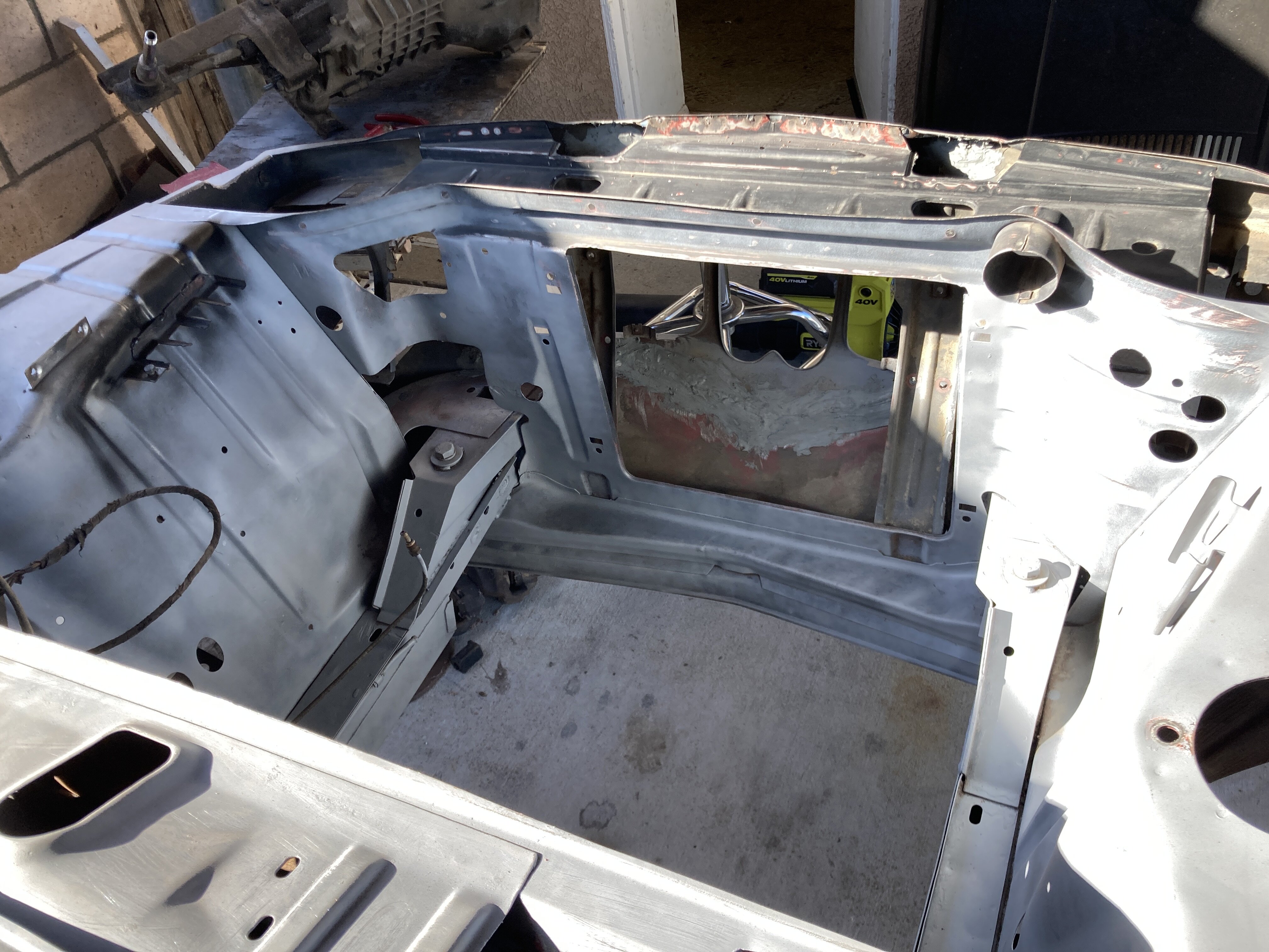 Painting my welded front subframe + stripping my engine bay |﻿ BMW 2002 ...