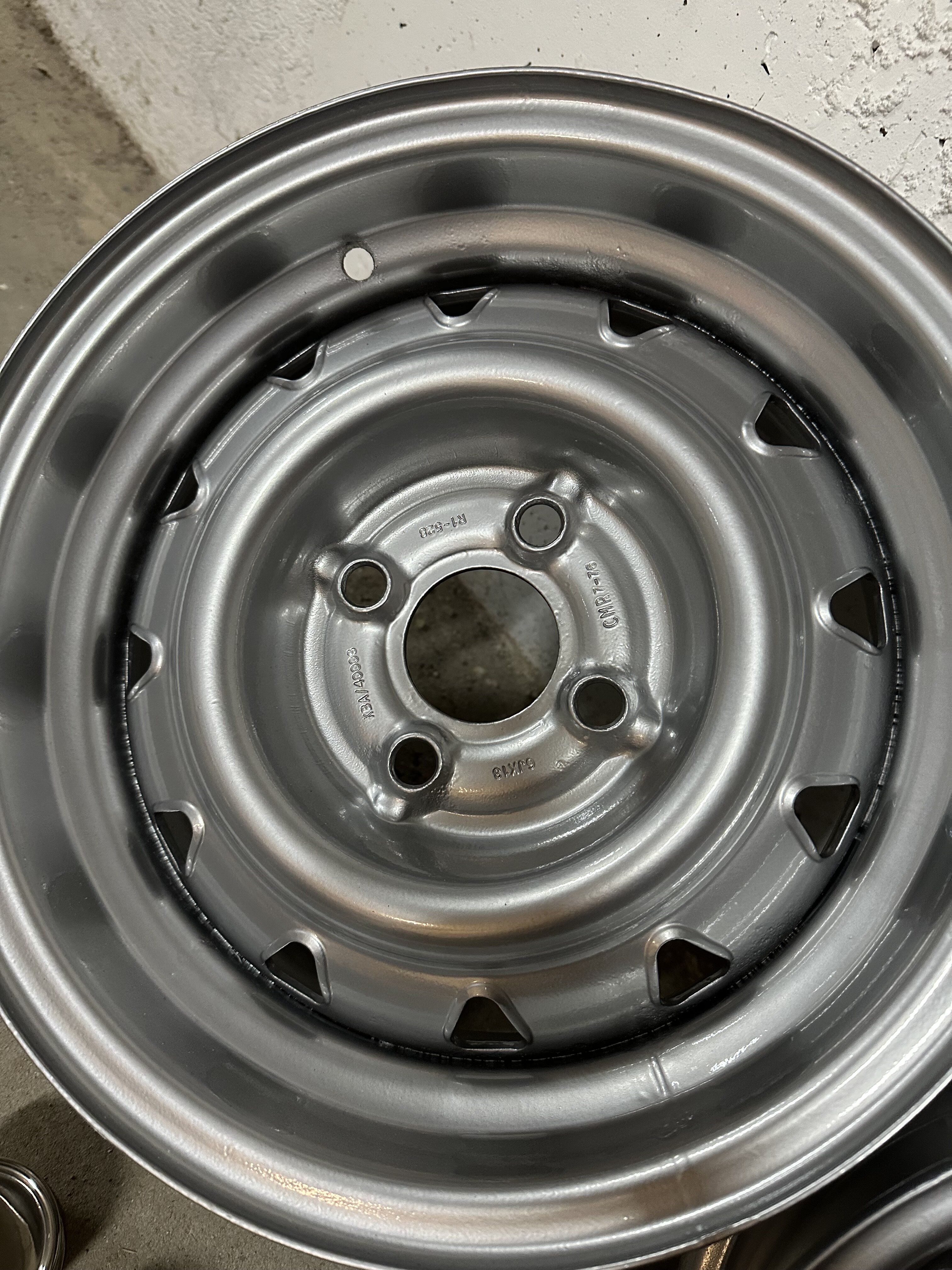 CMR / Borrani R1-528 Steel wheels set + caps |﻿ Wheels