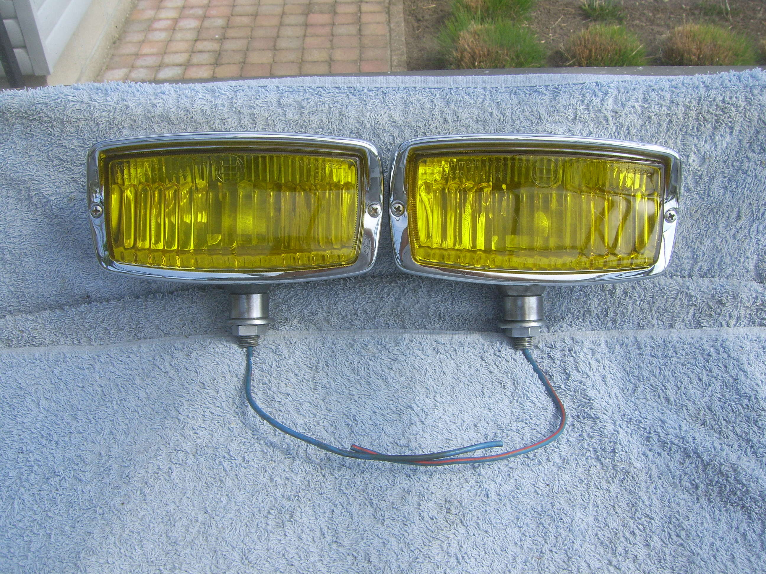 FS: Bosch Rectangular Yellow Fog Lights - Miscellaneous - 2002FAQ