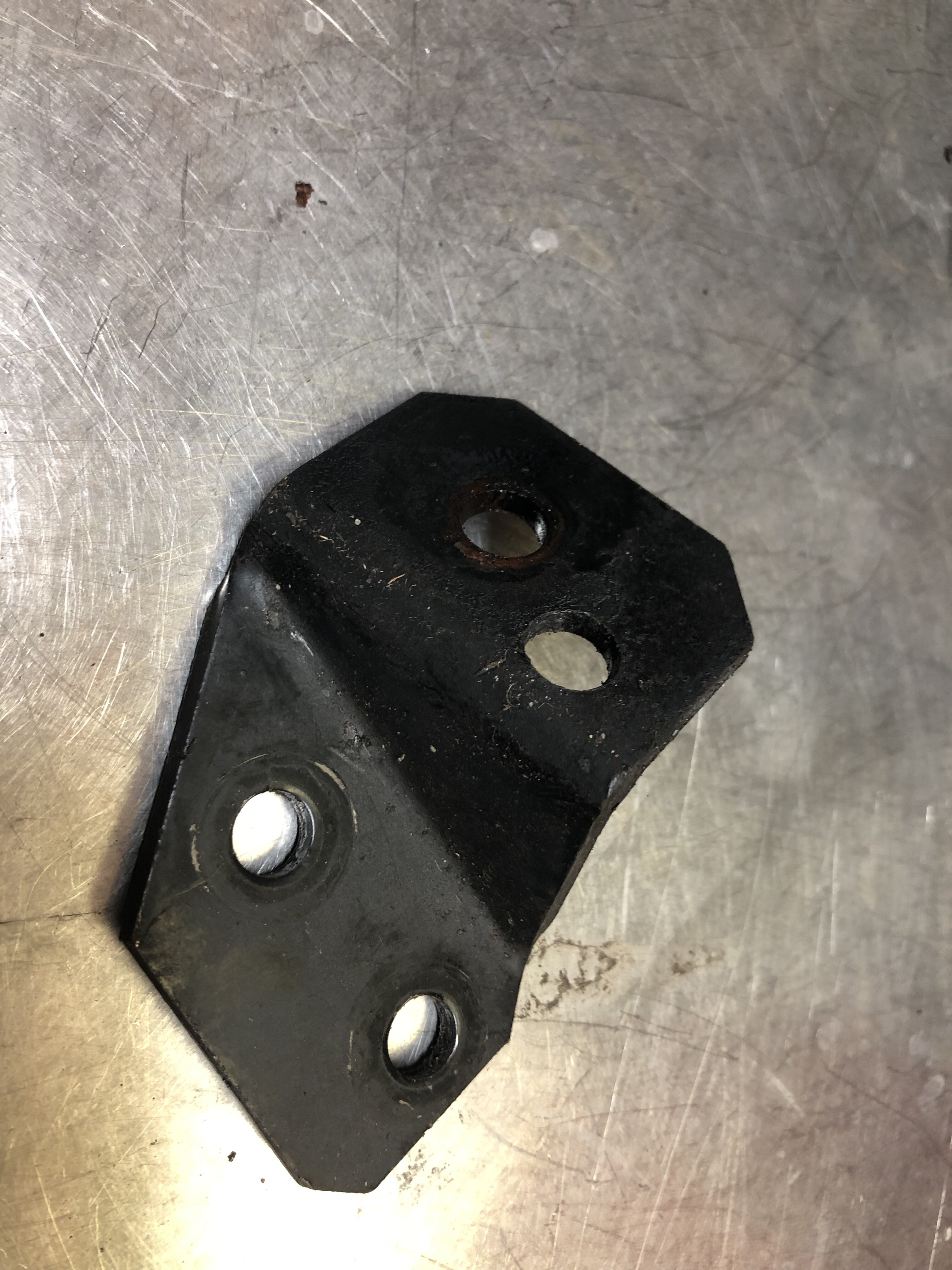 Driver side engine mount |﻿ Engine and Drivetrain