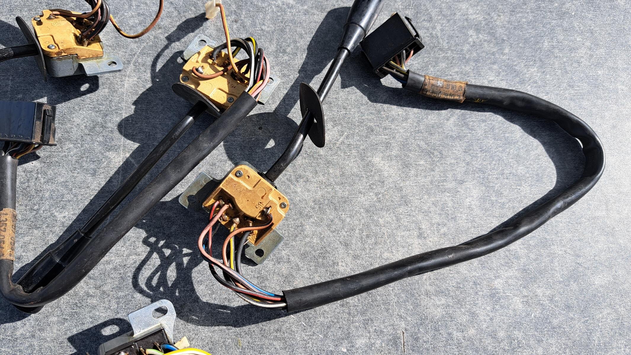 Late turn signal switch, 2-stage wiper & wiper interval sw ...