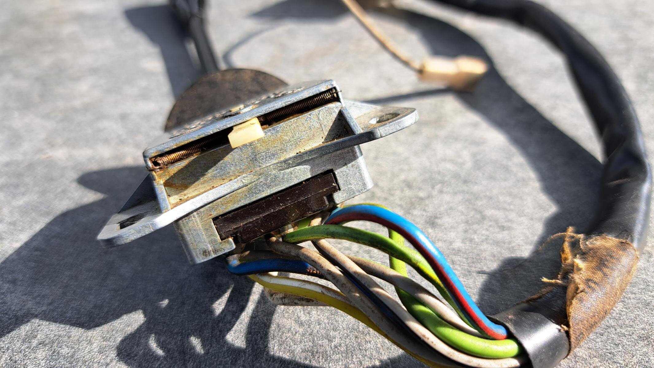 Late turn signal switch, 2-stage wiper & wiper interval sw ...