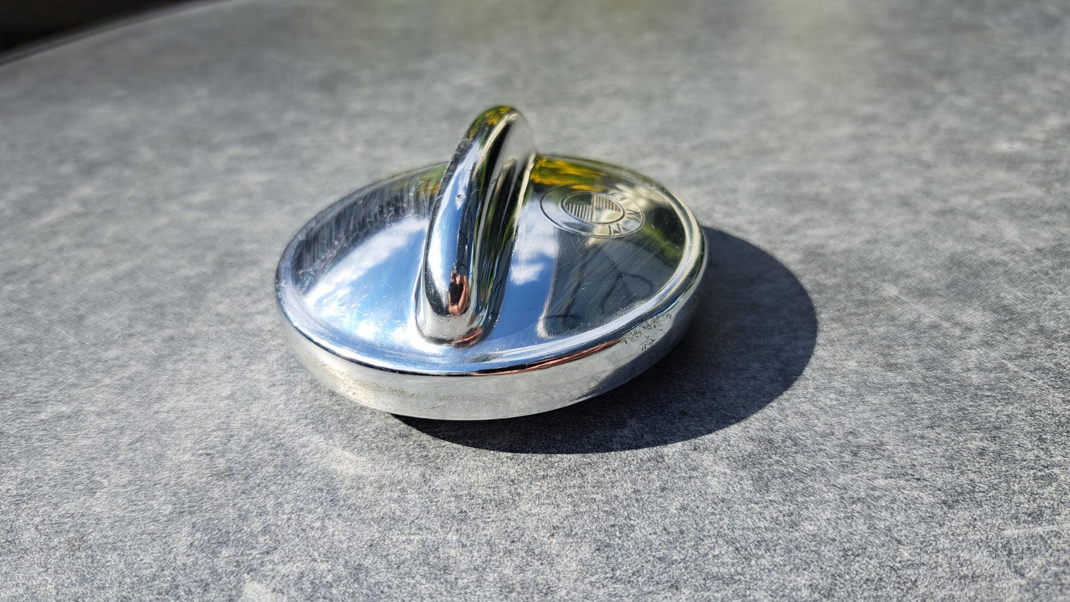 Two nice gas caps 😋 w/BMW logo, glossy & matt brushed |﻿ Body and Interior