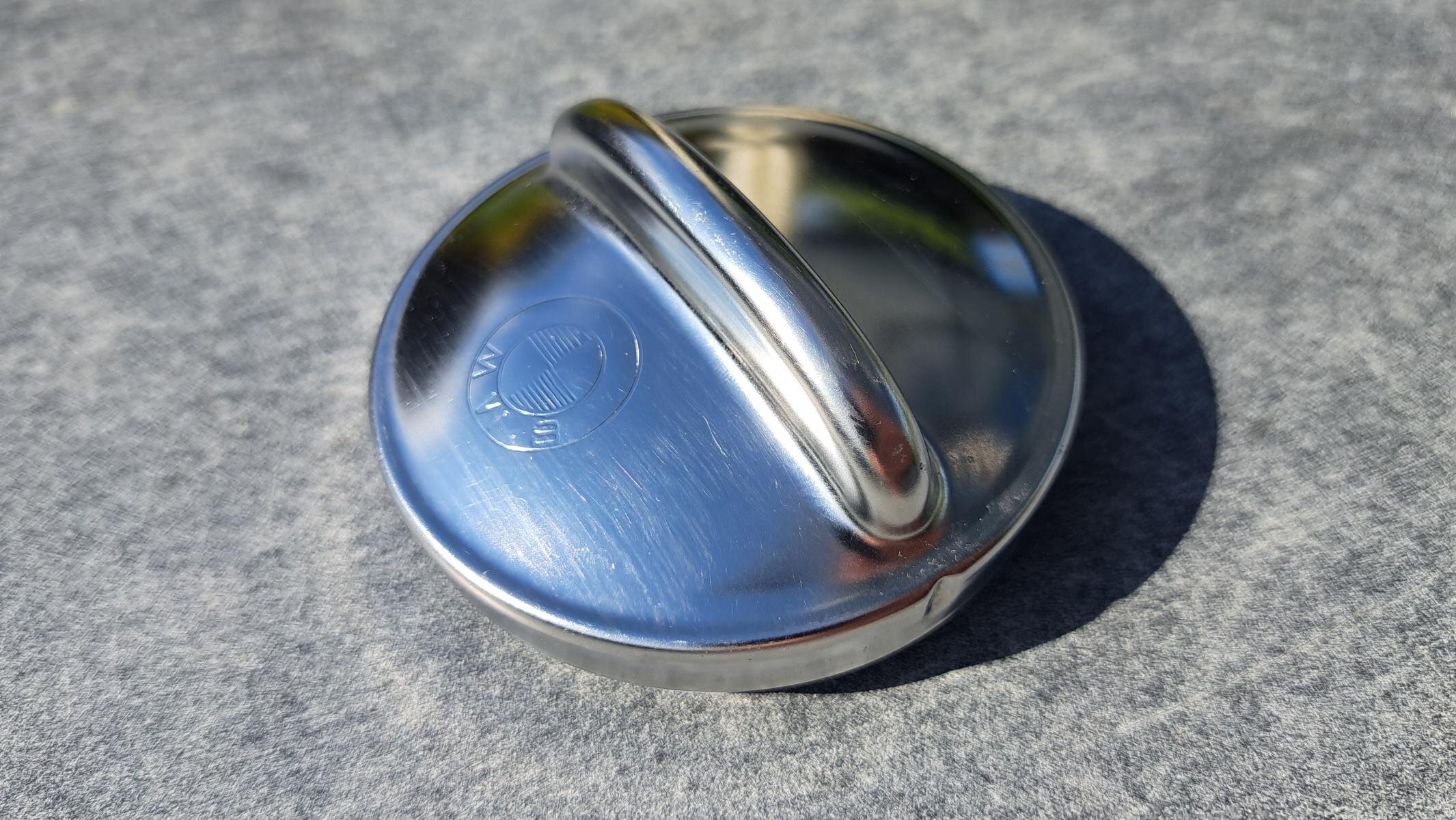 Two nice gas caps 😋 w/BMW logo, glossy & matt brushed |﻿ Body and Interior