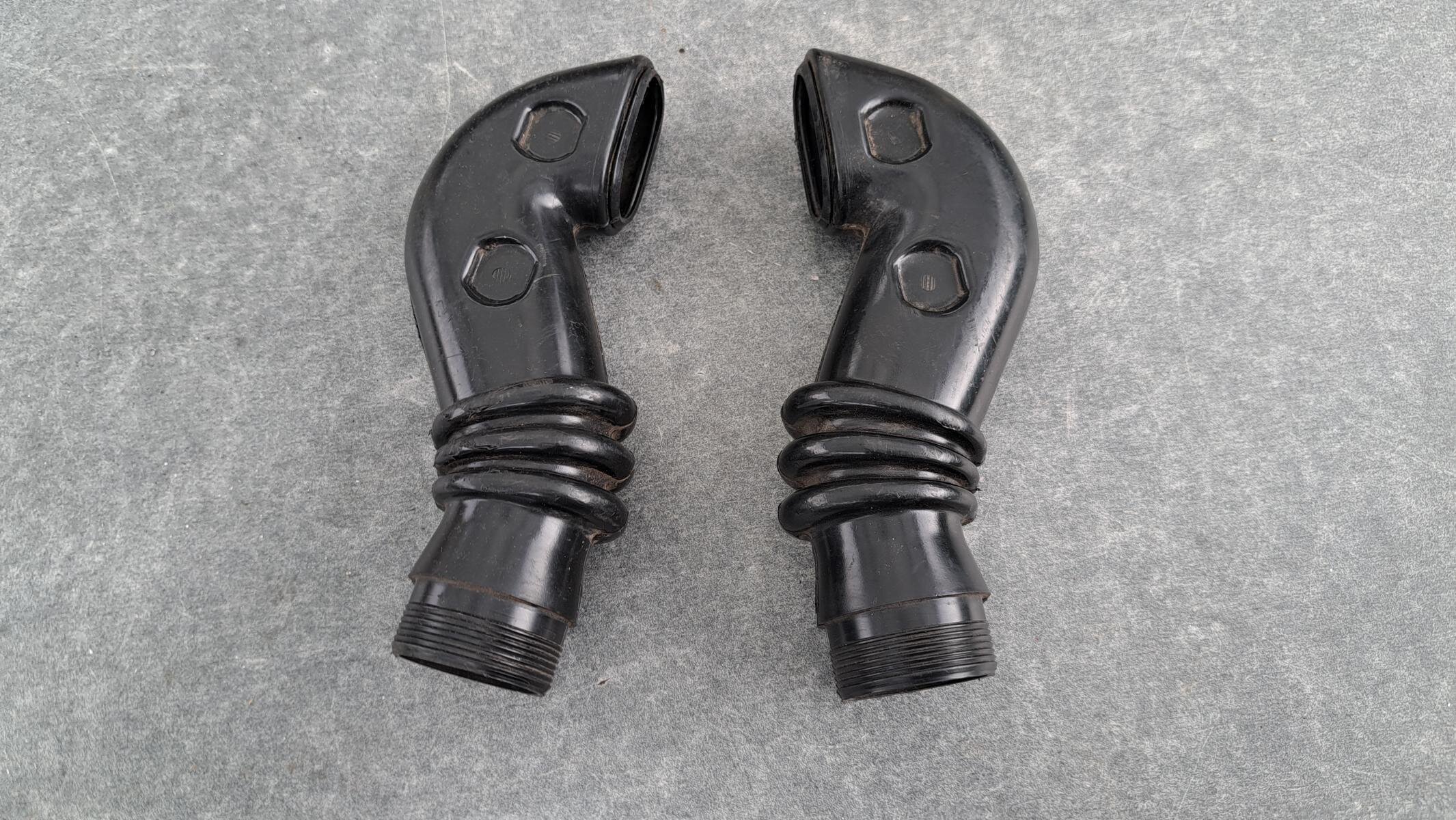 Pair of trunk vent tubes / air hoses - Body and Interior - 2002FAQ