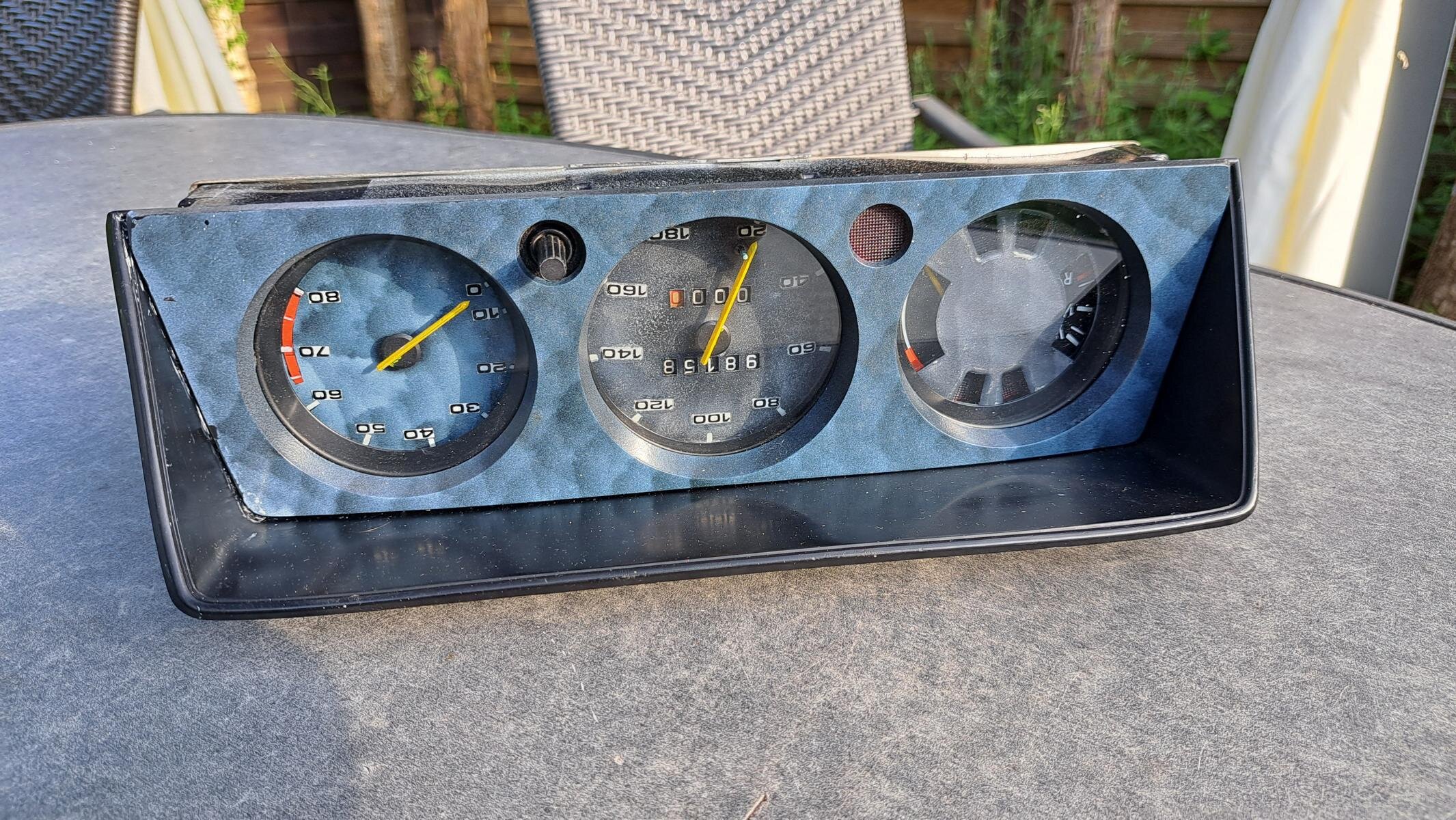 Two instrument clusters - Body and Interior - 2002FAQ