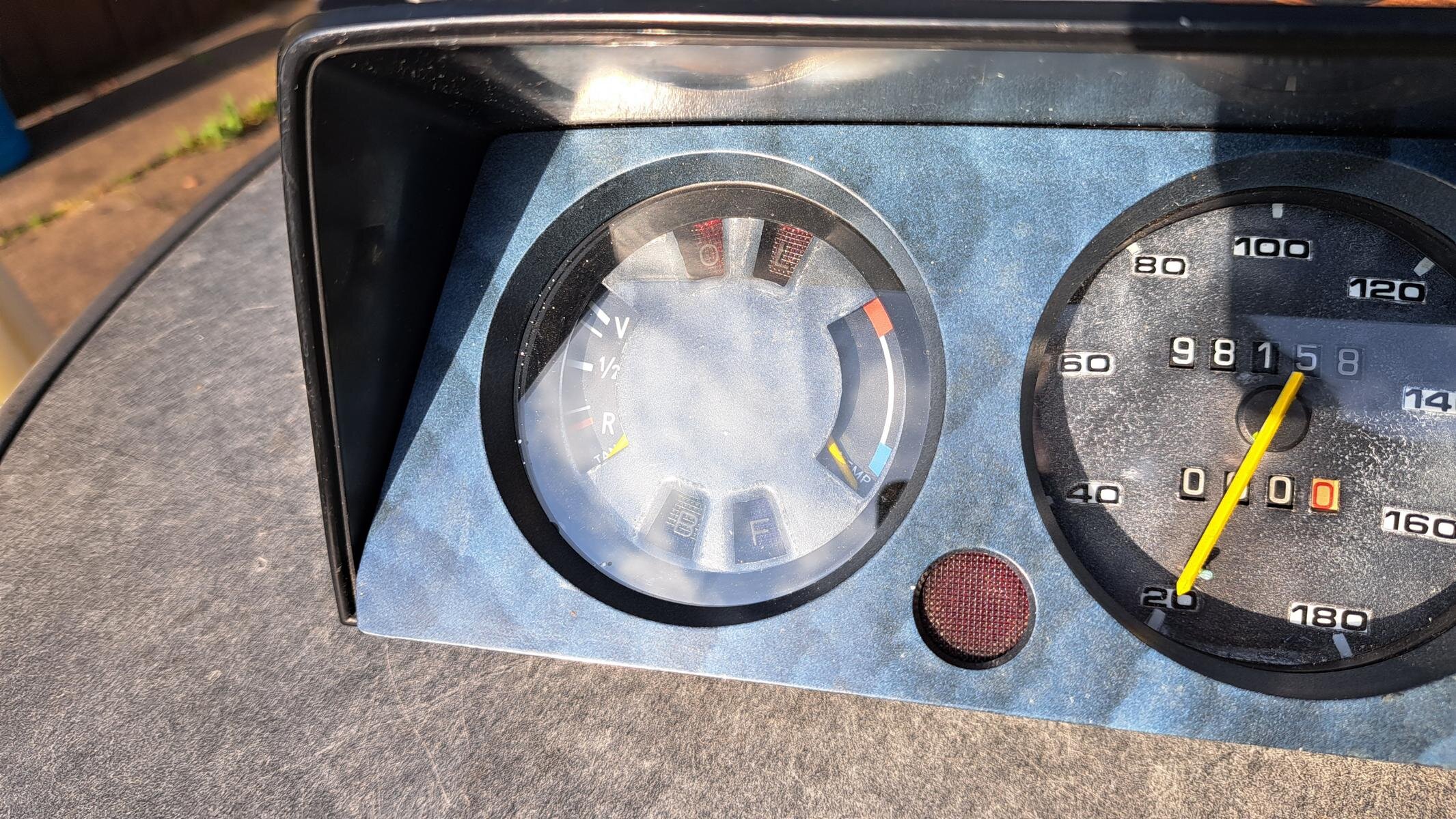 Two instrument clusters - Body and Interior - 2002FAQ