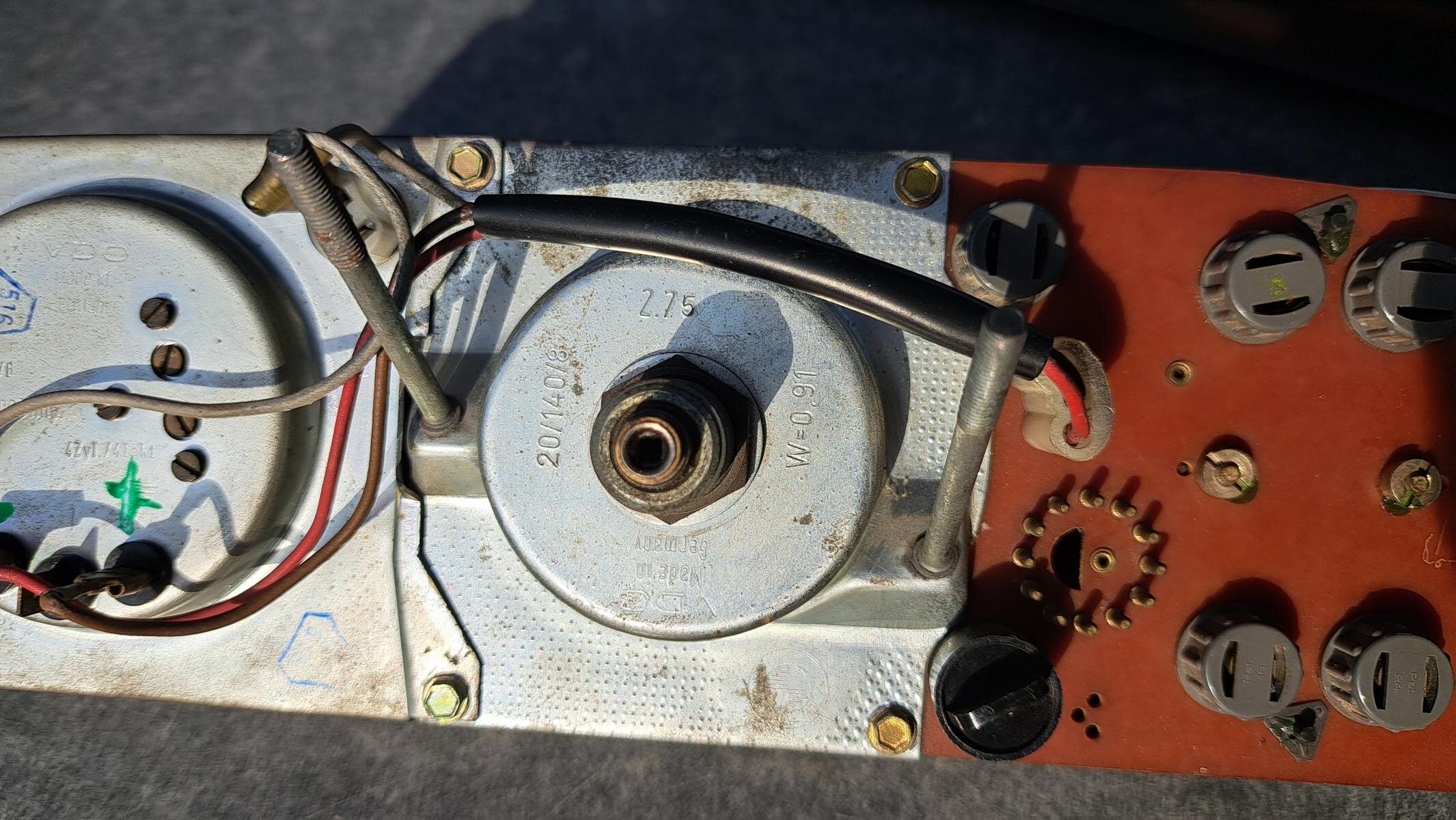 Two instrument clusters - Body and Interior - 2002FAQ