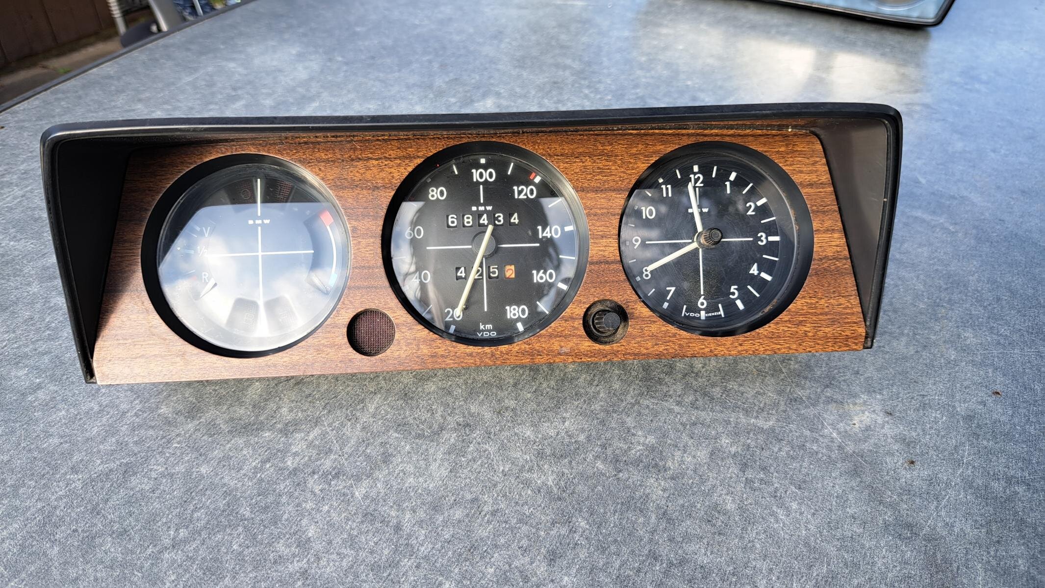 Two instrument clusters |﻿ Body and Interior