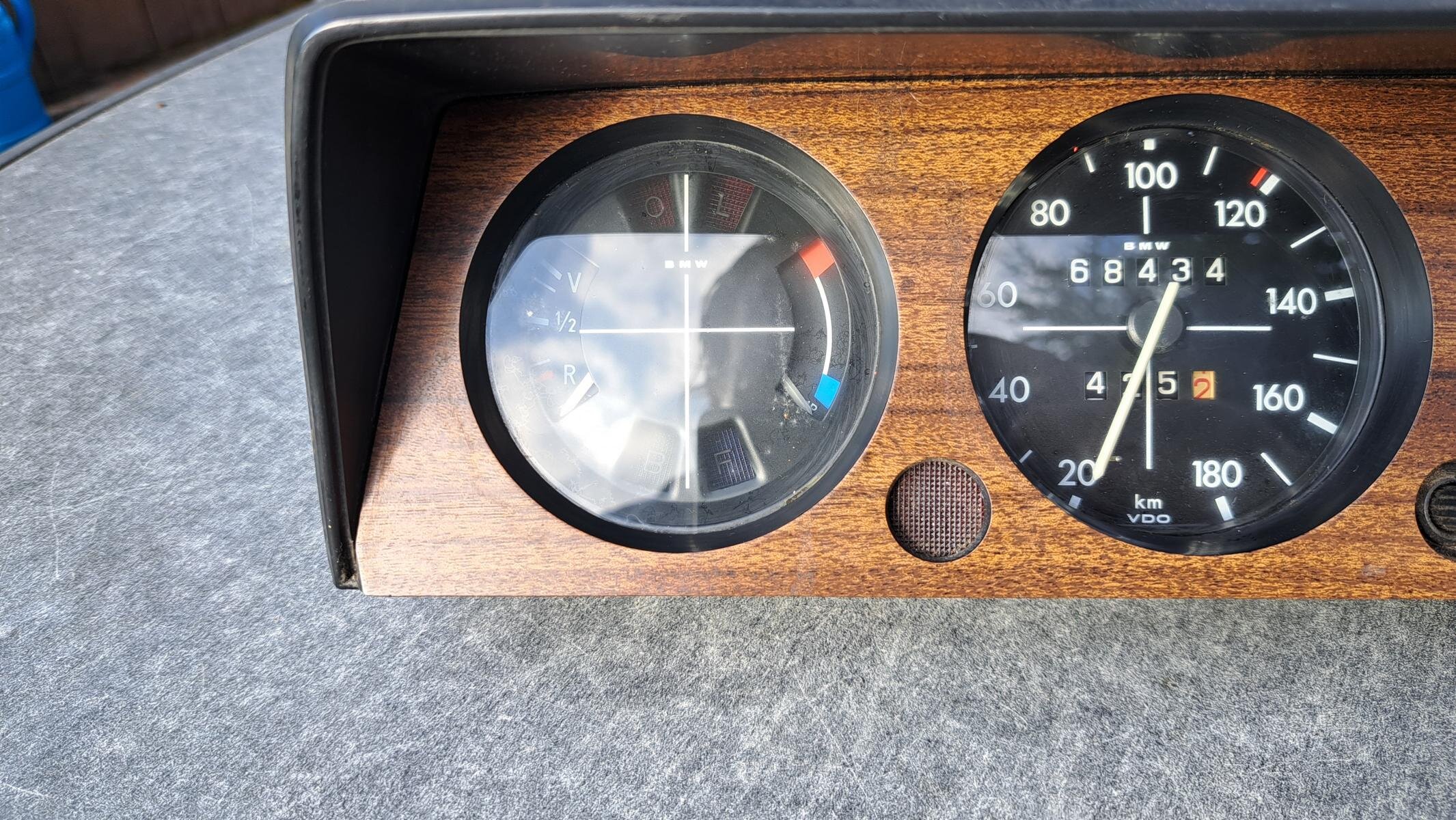 Two instrument clusters - Body and Interior - 2002FAQ