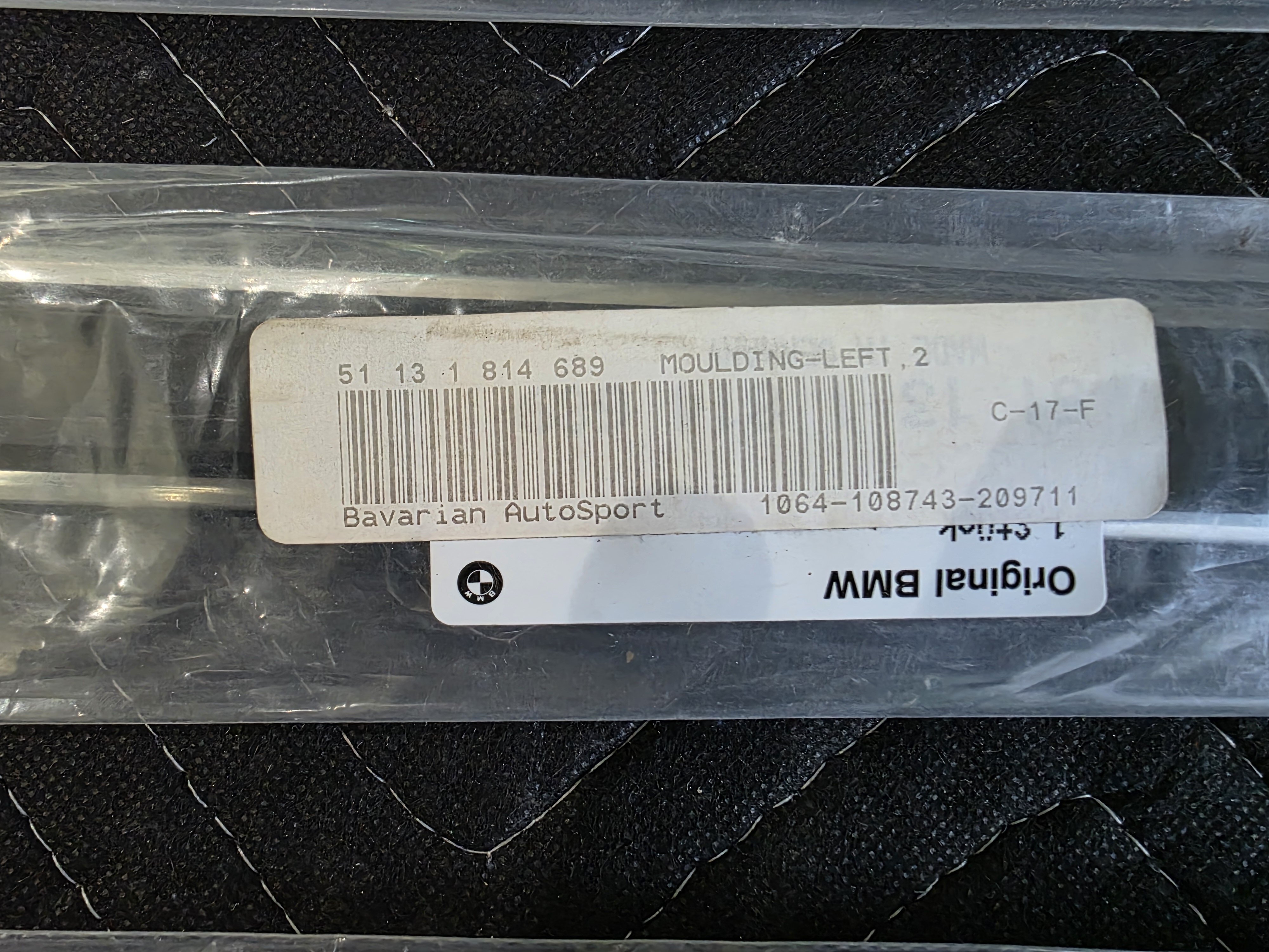 NOS BMW ORIGINAL KNEE TRIM 2002 |﻿ Body and Interior