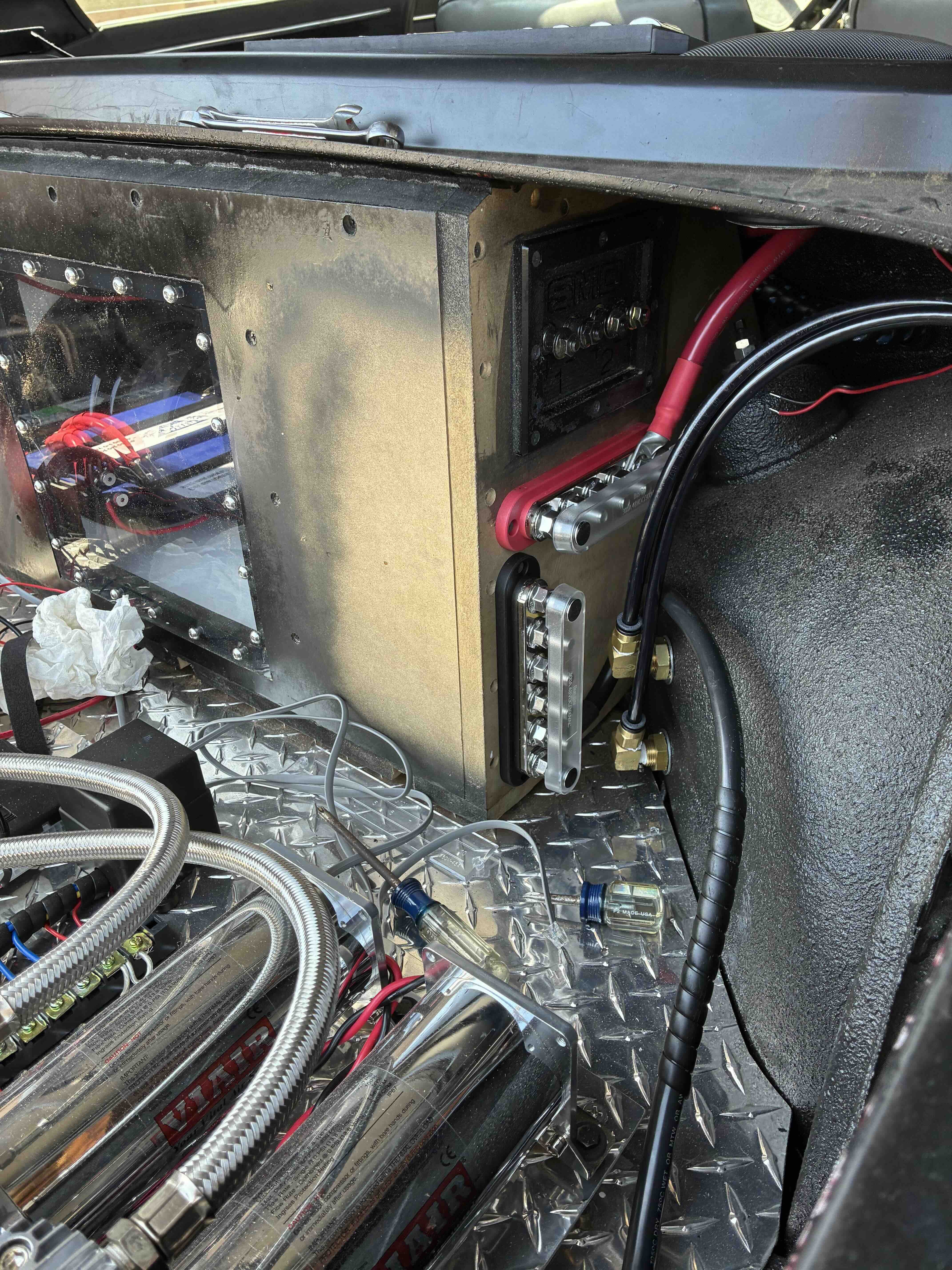 Junk in my trunk - 50 pounds of electronics in a 5 pound bag |﻿ BMW 2002 and other '02