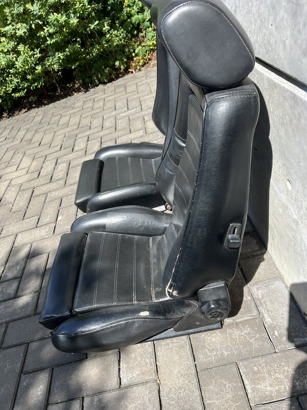 E21 Recaro Sport Seats |﻿ Body and Interior