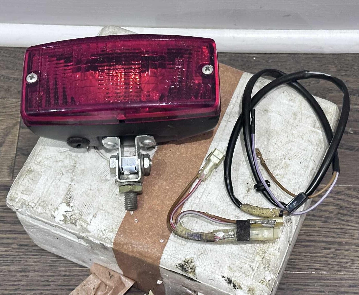 OEM NOS Rear Fog light Kit - Miscellaneous - 2002FAQ