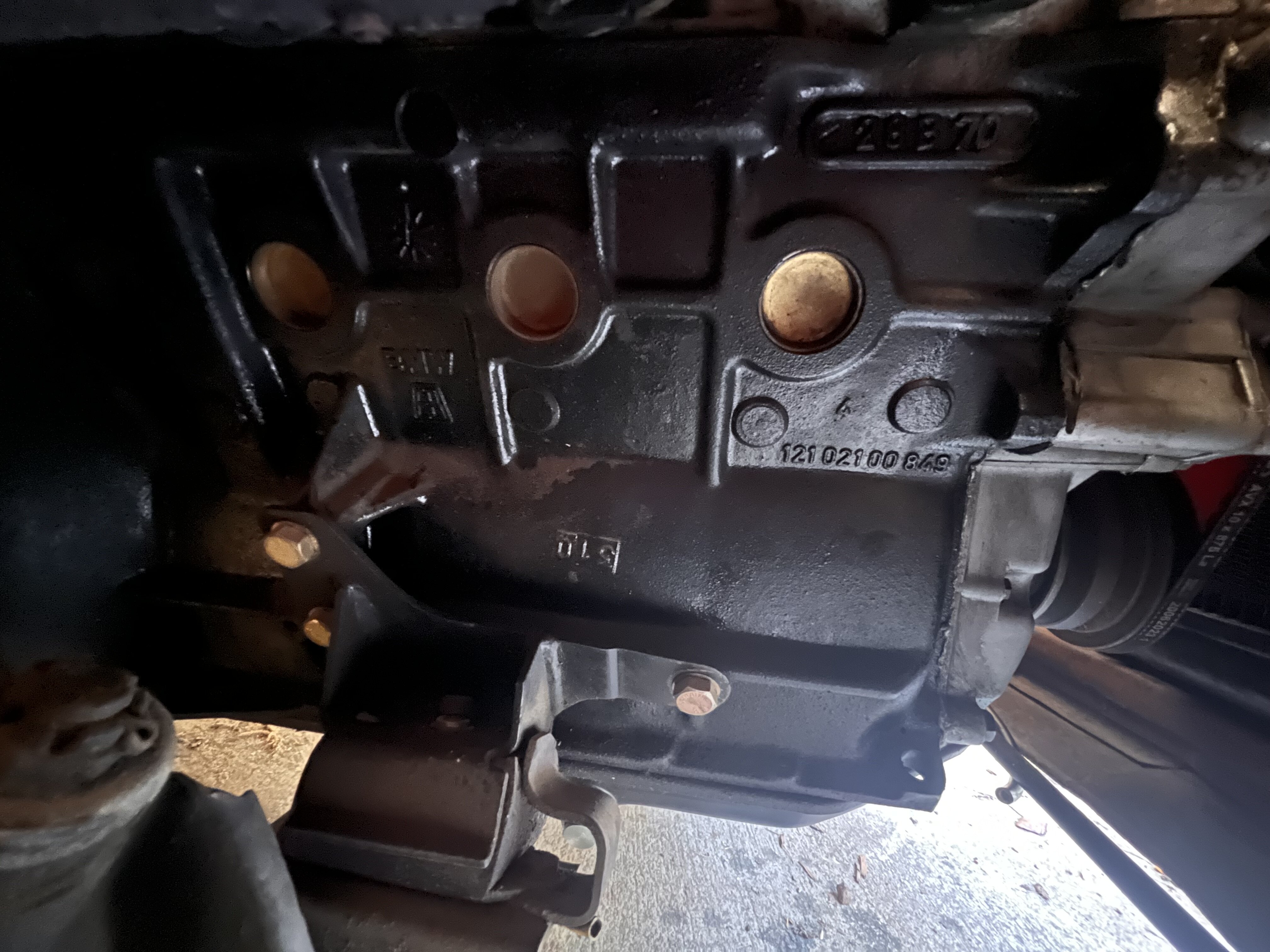 A/C compressor bracket (early) - Parts Wanted - 2002FAQ