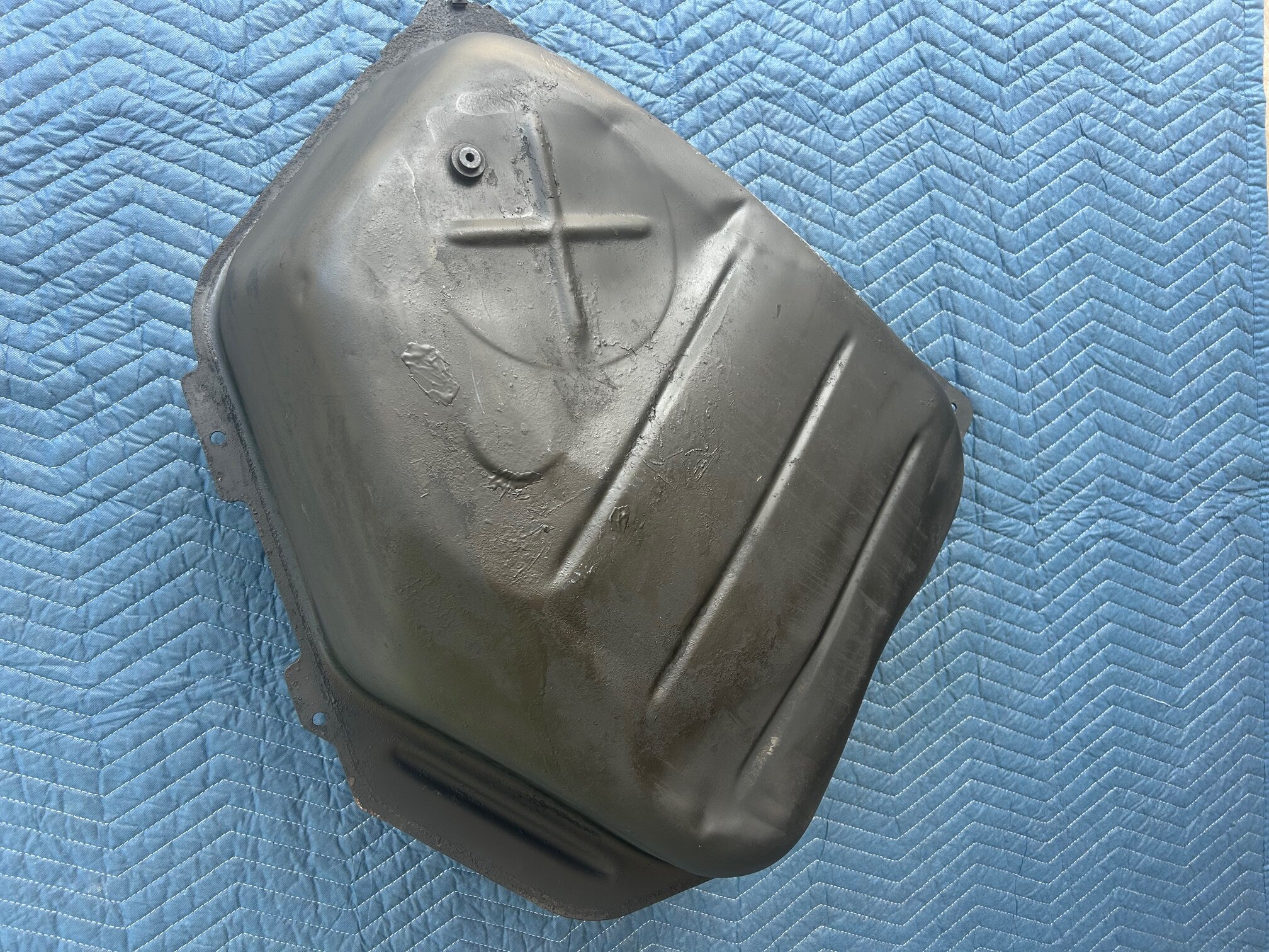FS: Late model fuel tank - Body and Interior - 2002FAQ