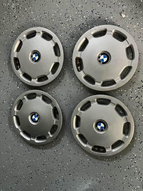 E30 Steel Wheel Hubcaps All four for only $25 - Miscellaneous - 2002FAQ