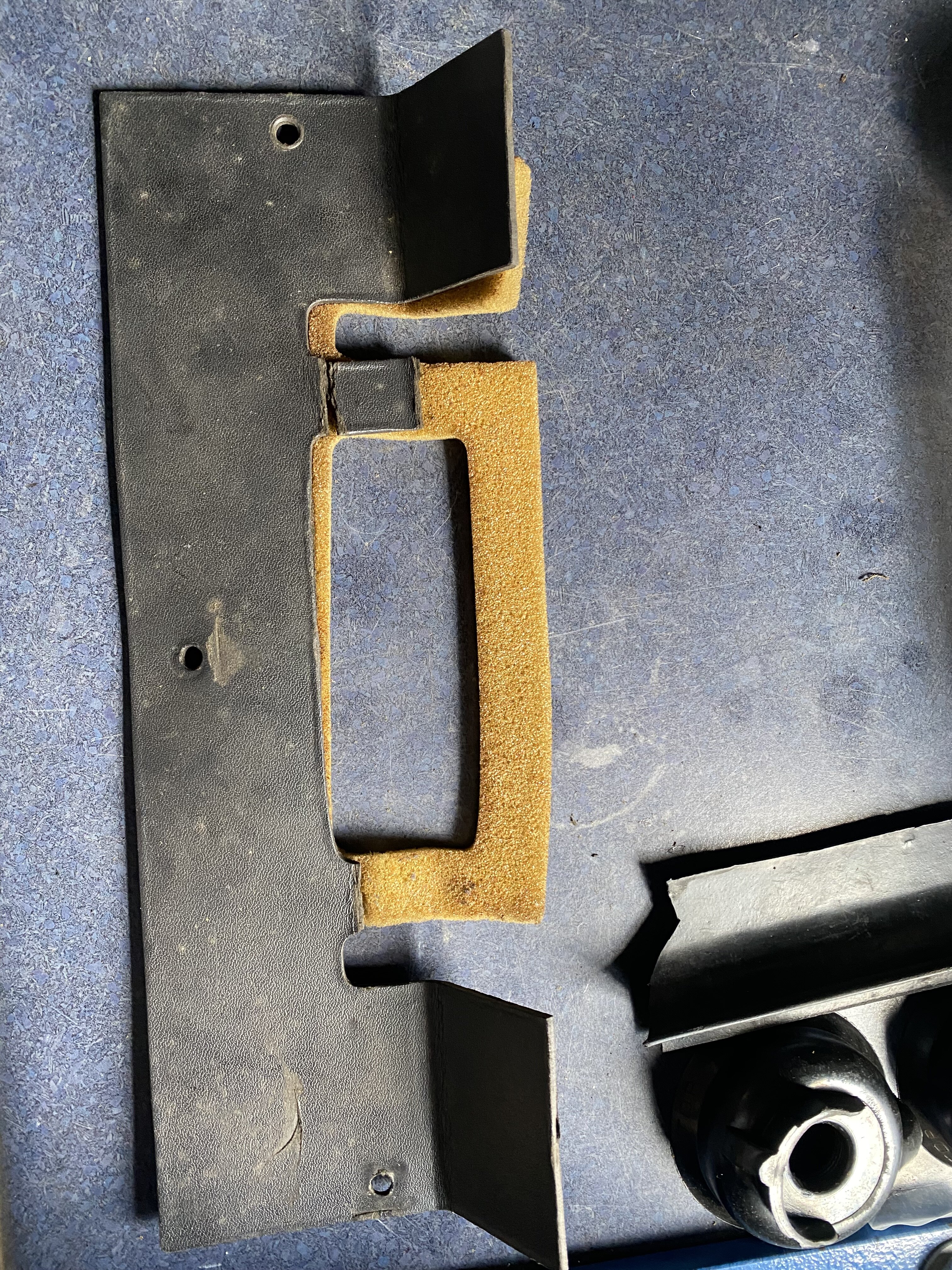 “Weird” under dash panel - location? |﻿ BMW 2002 and other '02