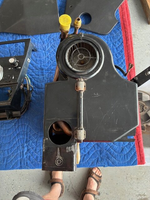 Used Behr air conditioning unit & new Sanden compressor, condenser and ...