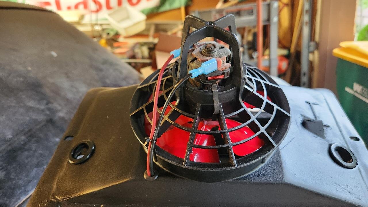 1974 Behr Heater Box, core, fan, heater valve & controls |﻿ Body and ...