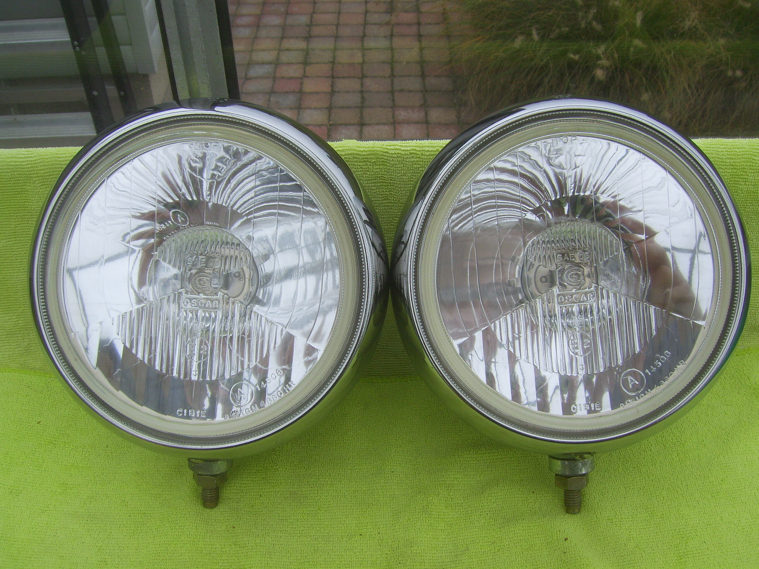 FS: NOS Cibie Oscar Clear Driving Lights - Miscellaneous - 2002FAQ