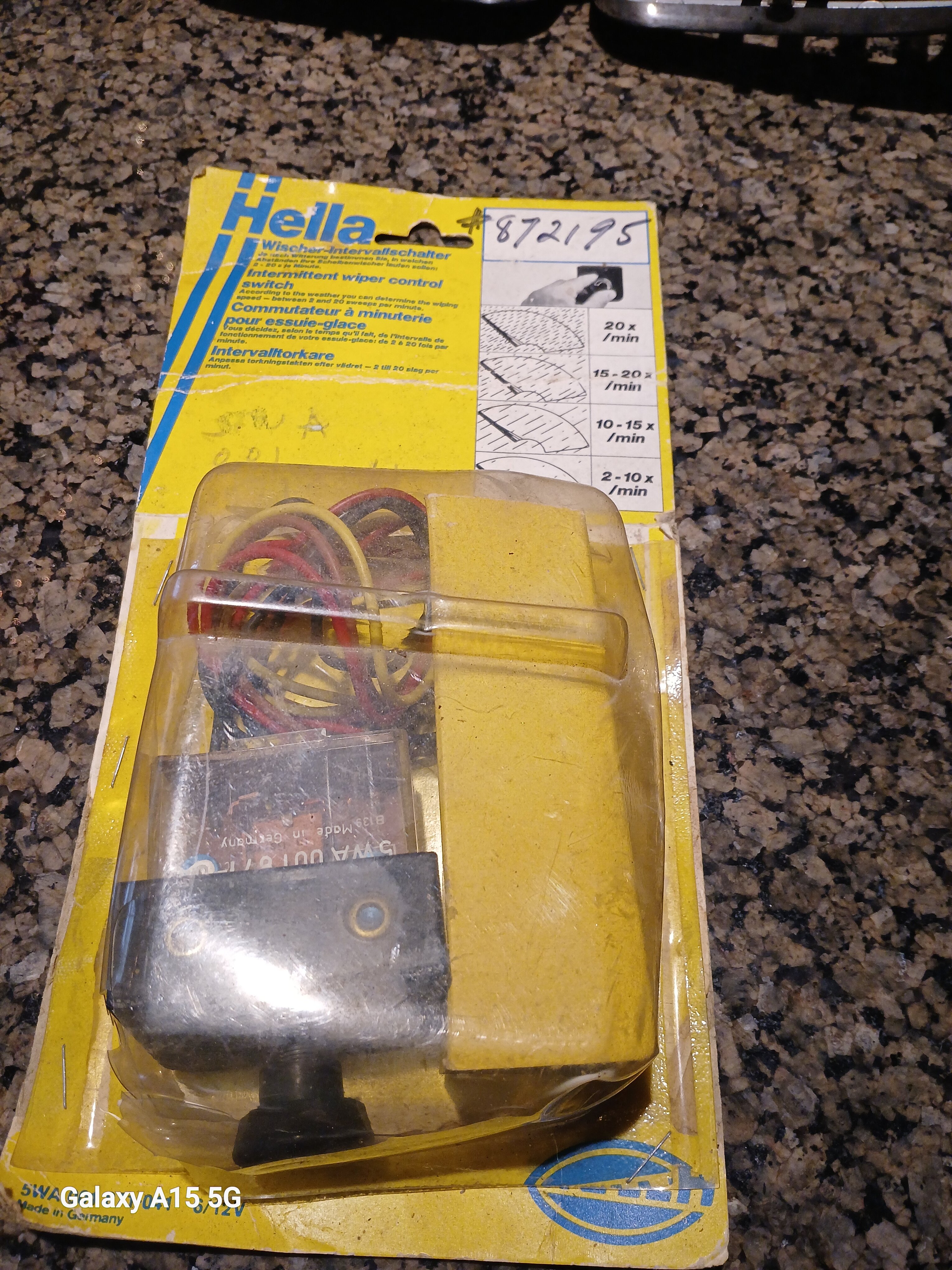 Hella intermittent wiper assembly - Body and Interior - 2002FAQ