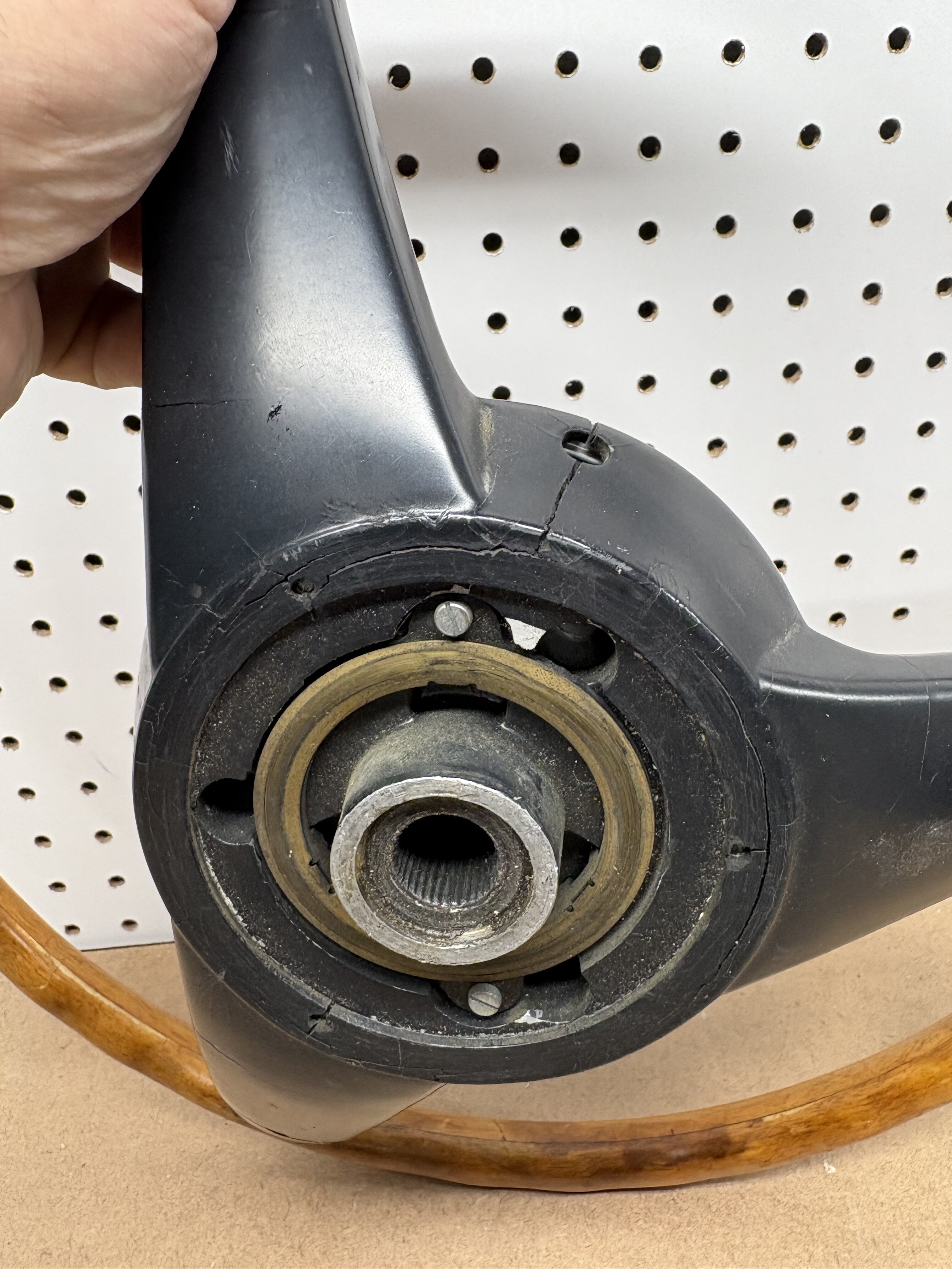 Wood rimmed steering wheel |﻿ Suspension and Steering