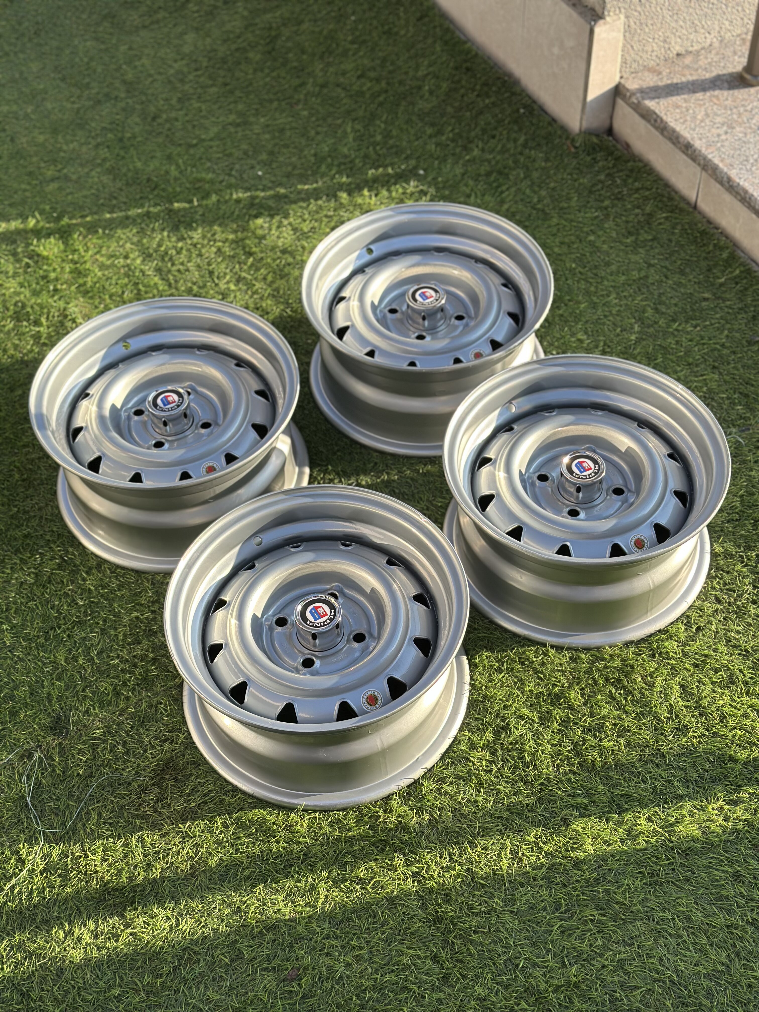 CMR / Borrani R1-528 wheel set + caps |﻿ Wheels