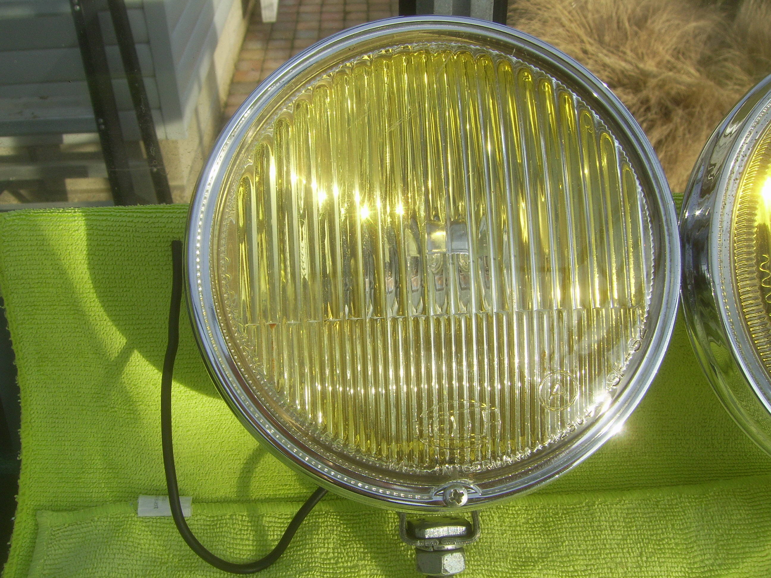 FS: Hella 142 Yellow Fog Lights - Miscellaneous - 2002FAQ
