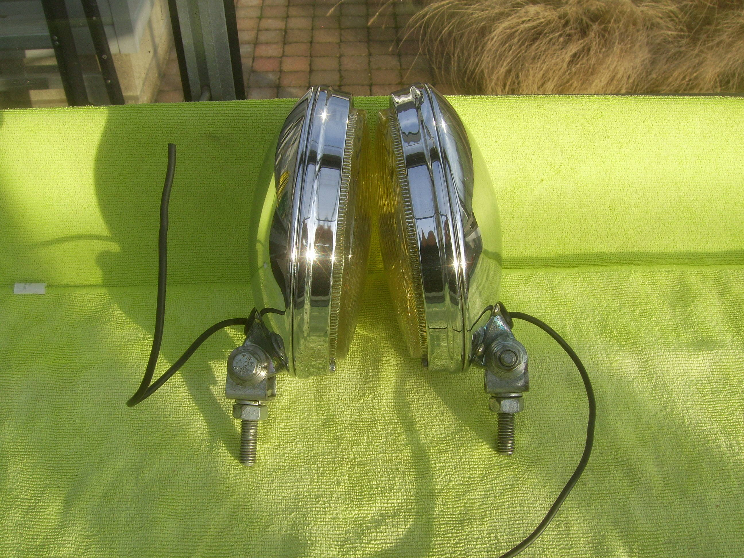 FS: Hella 142 Yellow Fog Lights - Miscellaneous - 2002FAQ