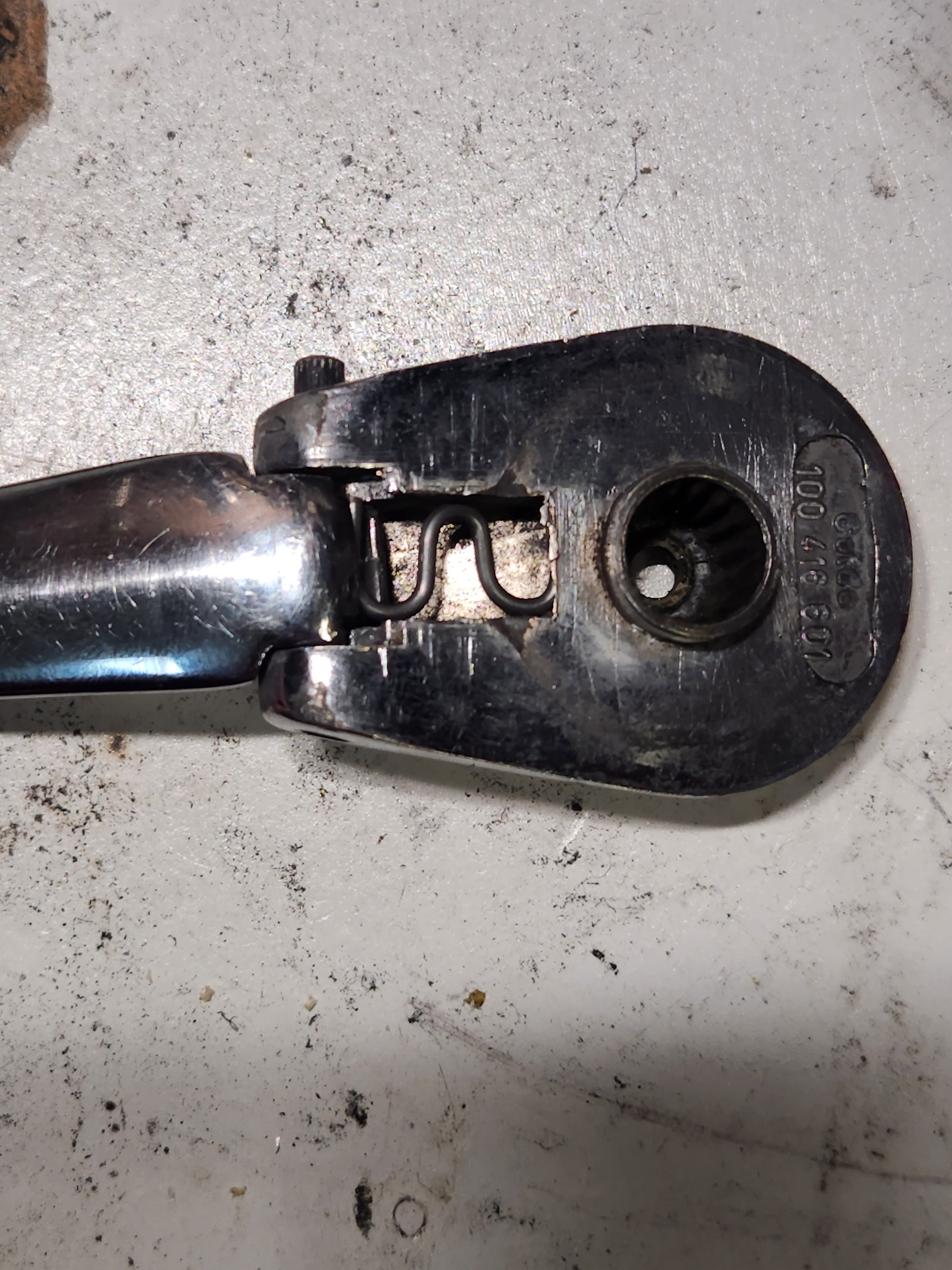 Sunroof Crank Handle Springs - Body and Interior - 2002FAQ