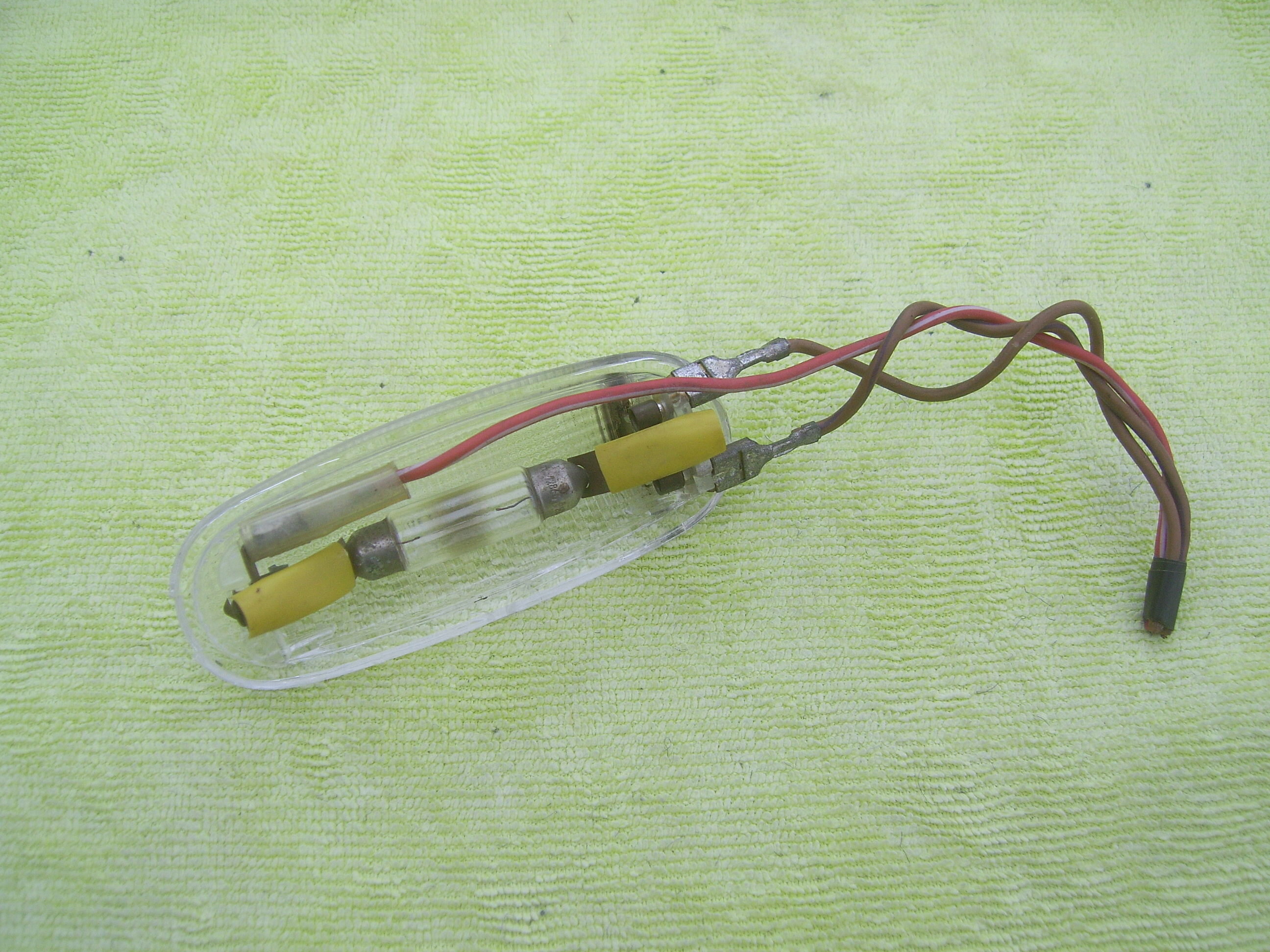 FS: Hella Interior Dome Light Non-Sunroof 2002 - Miscellaneous - 2002FAQ