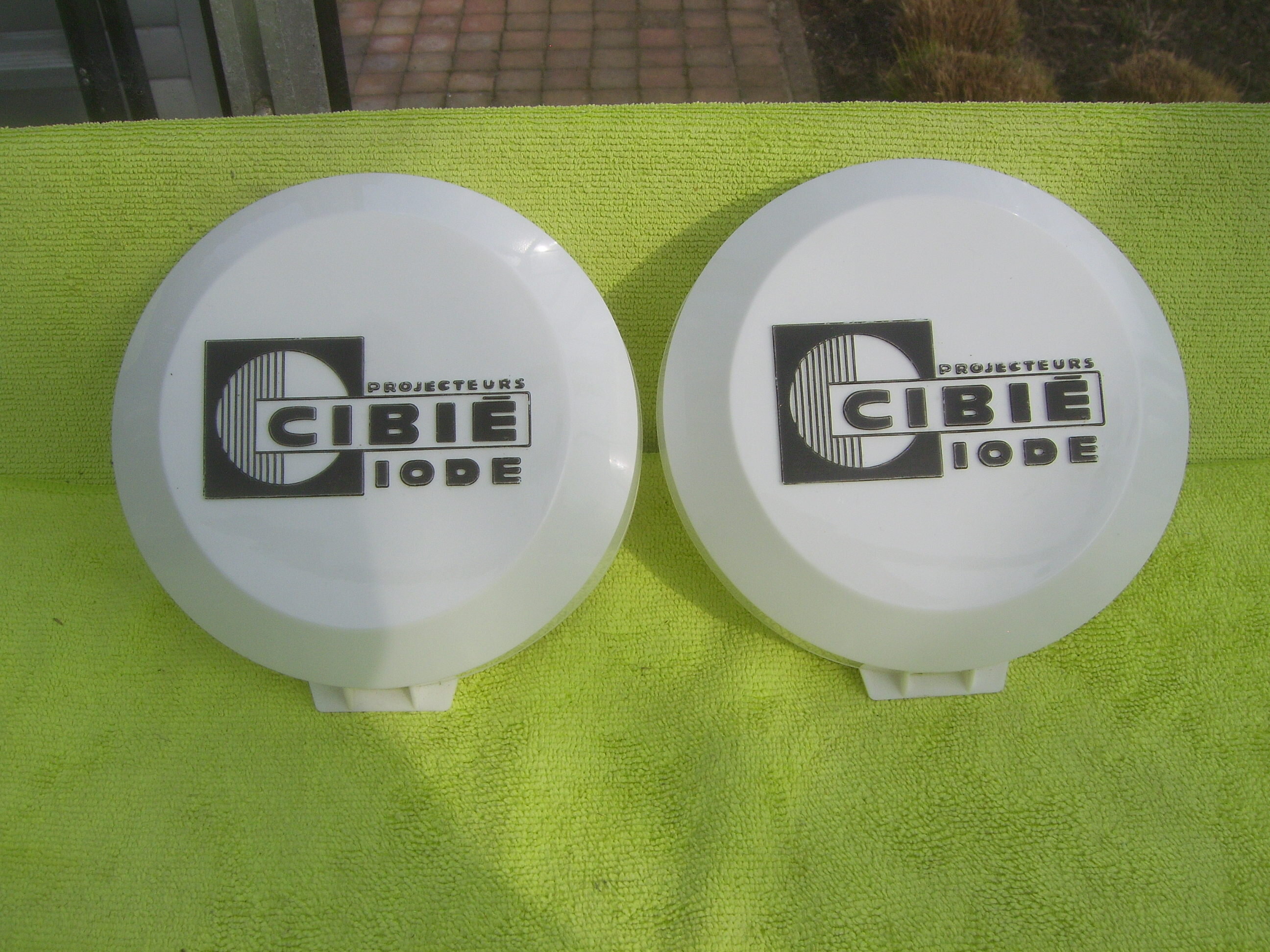 FS: Set NOS Cibie 40 Covers - Miscellaneous - 2002FAQ